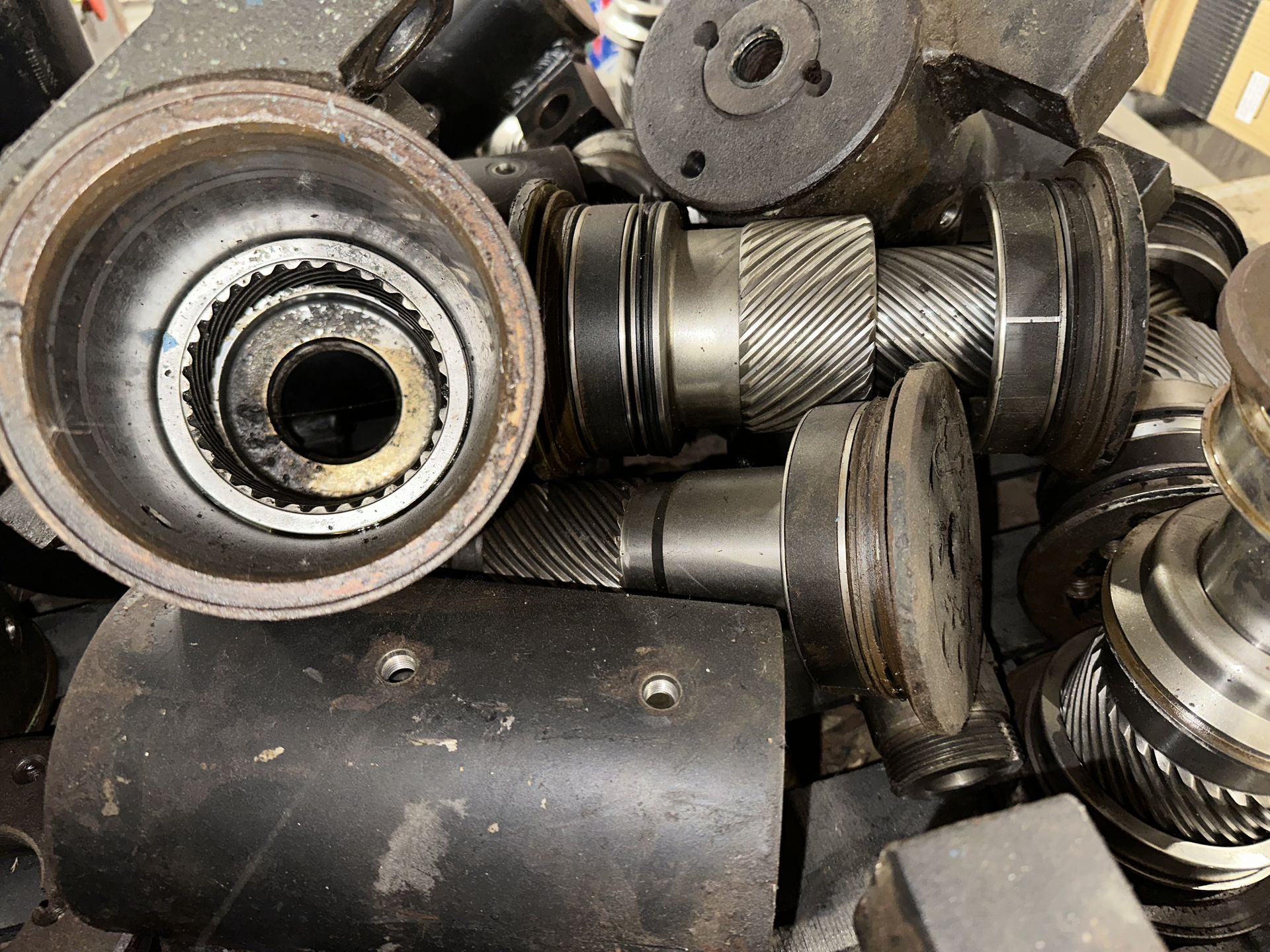 HELICAL HYDRAULIC ROTARY ACTUATOR | Hydraulic Shop